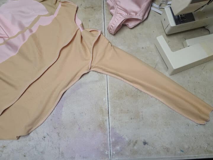 How to Sew Sleeves on a Stretch Garment [Set-in & Flat Methods ...
